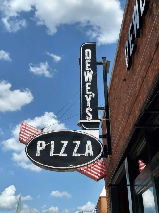 St Charles Dewey s Pizza St Charles Dewey s Pizza
