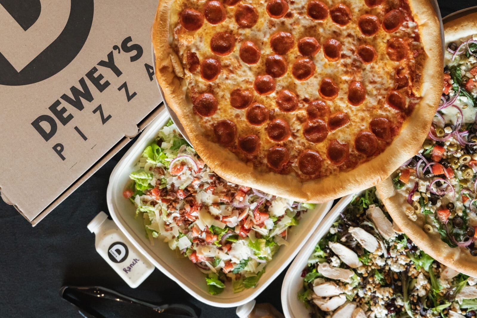 Catering | Dewey's Pizza